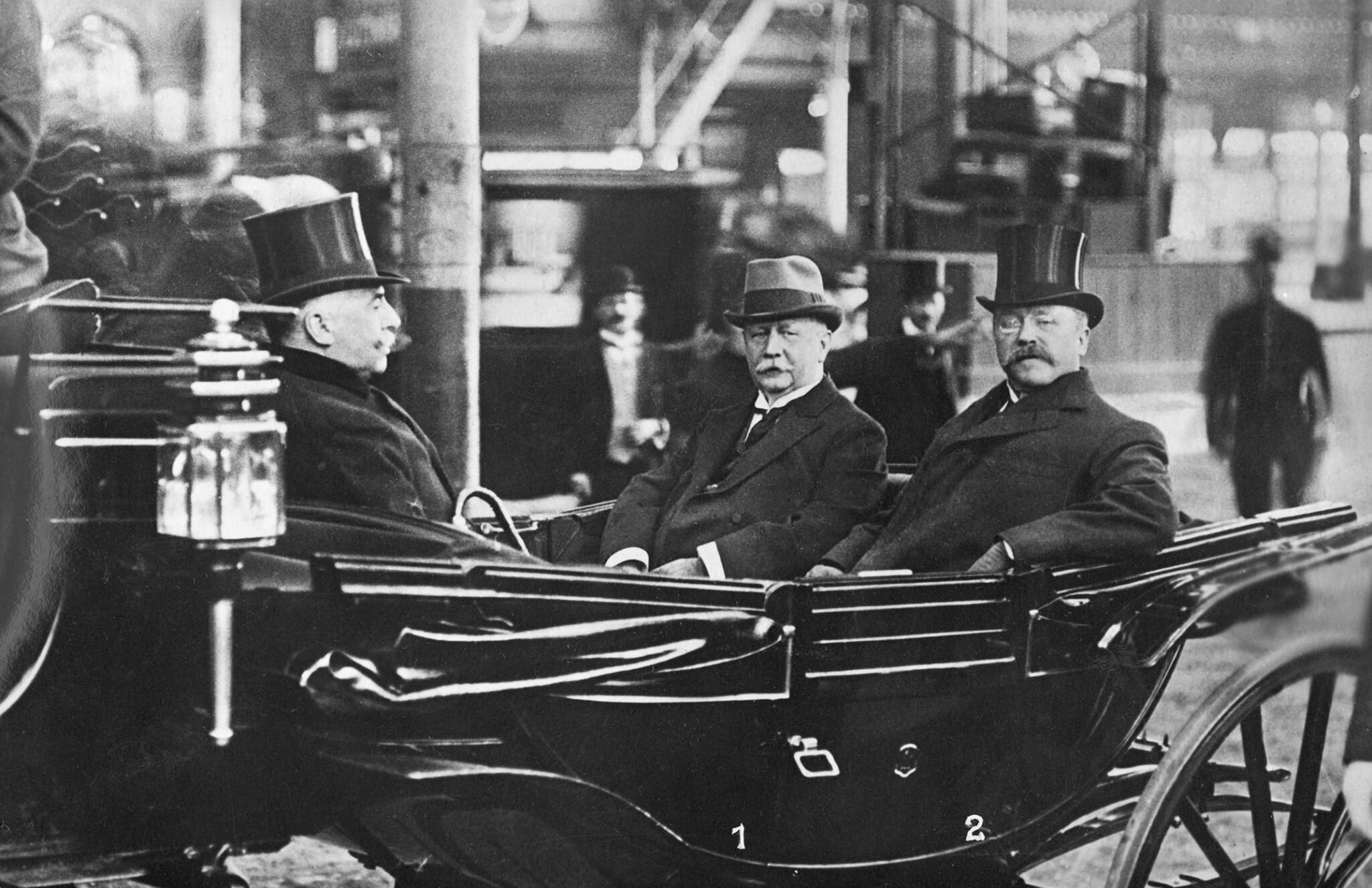 EN – Unvollendete Metropole